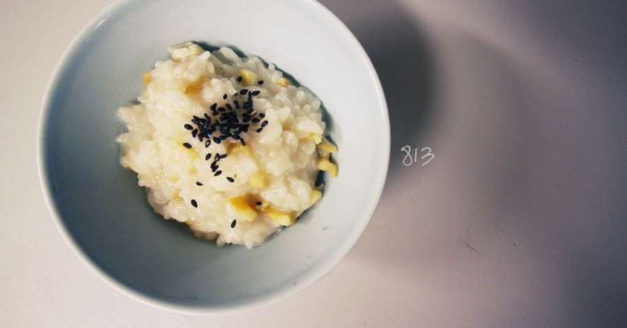 Making Abalone Rice Porridge for a Healthy Meal
