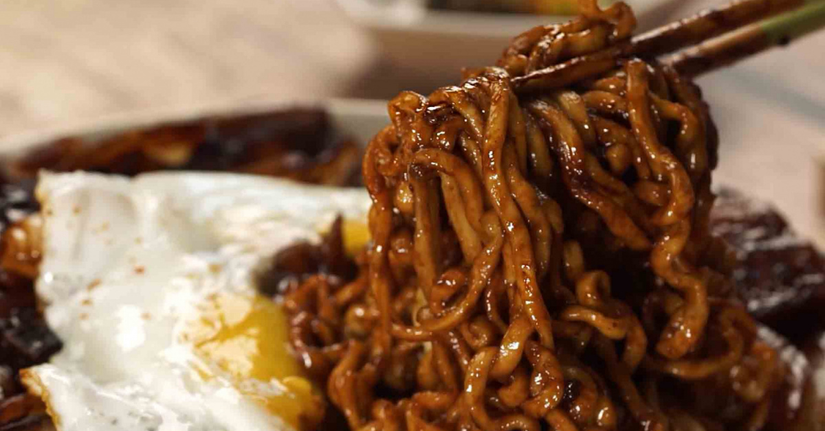 블랙데이는 짜장면을 먹는 날! 짜장으로 만든 짜장요리모음