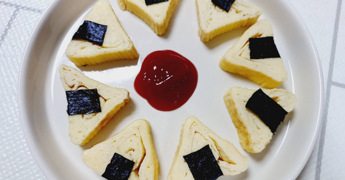 How to make triangle egg roll