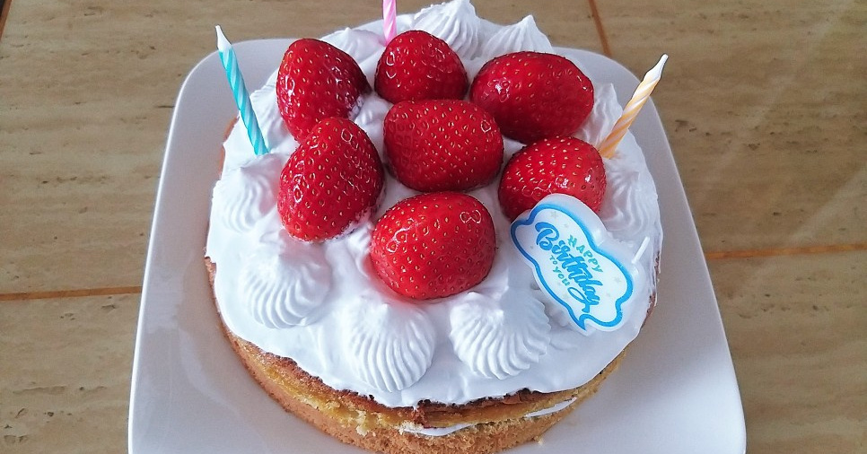 [연말연시 크리스마스 케이크 만들기] 상큼한 딸기 케이크 만들기