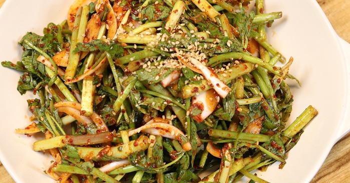 Spring~ How to make fresh minari salad/ Kim Jin-ok's dish with w